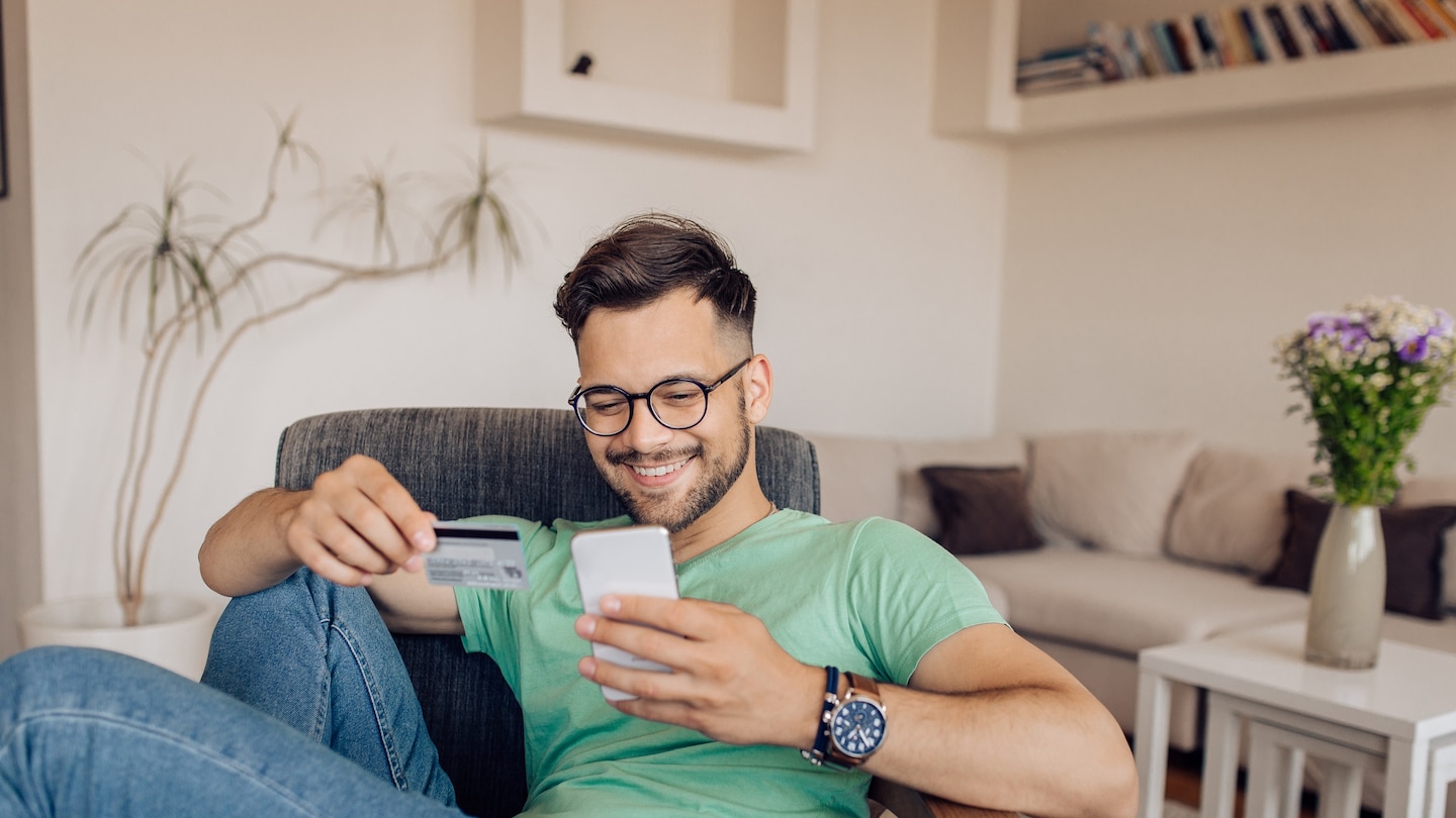 A Guide to Applying for Your First Credit Card | Chase