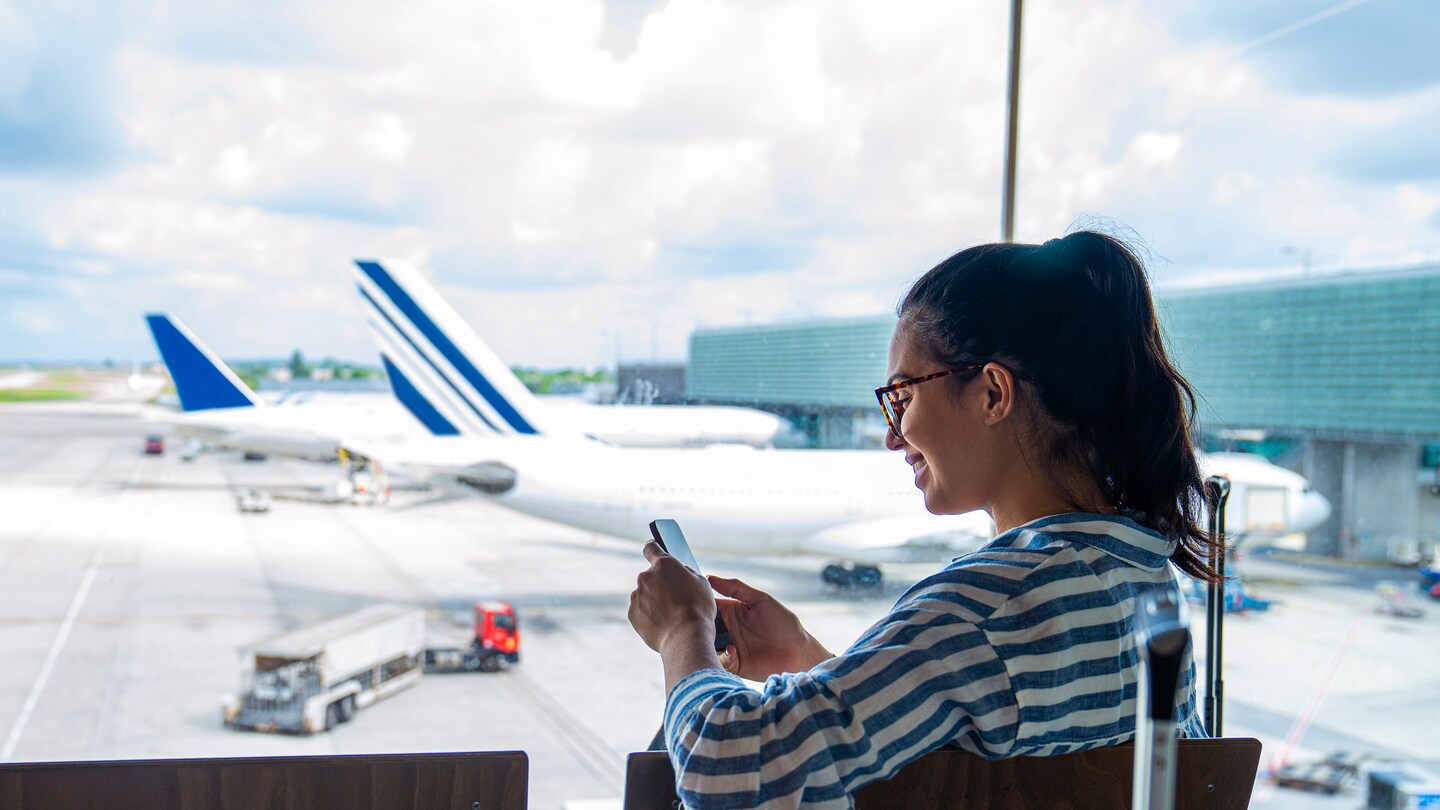 How to Get and Use Frequent Flyer Airline Miles | Chase